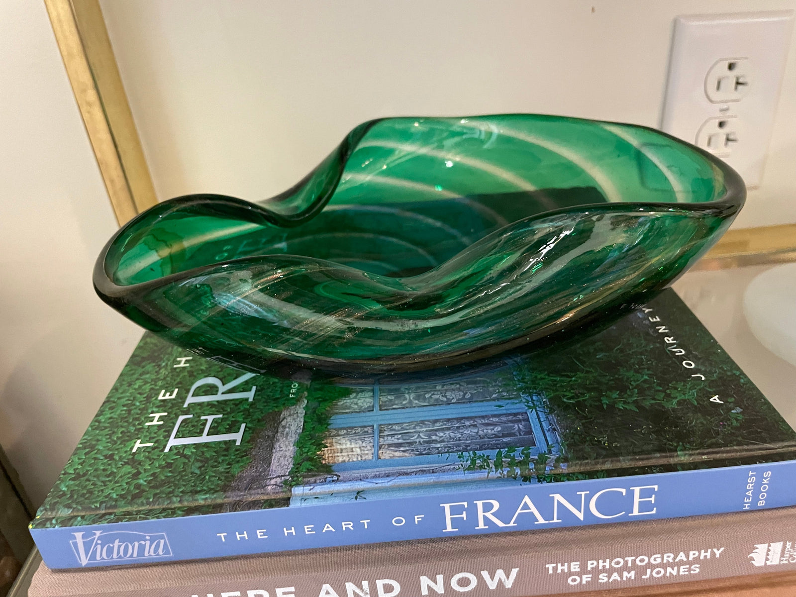 10" Murano Green Swirl Bowl – Brooke Drake Design